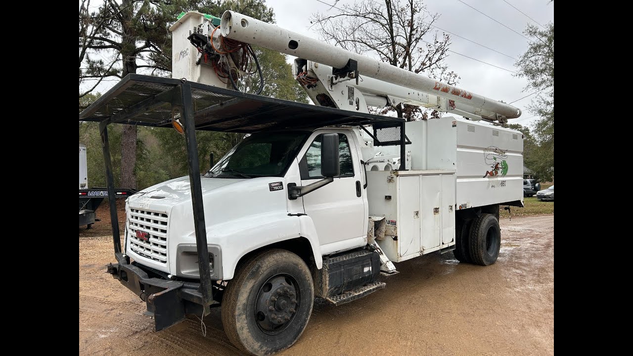 2006 GMC 7500 70' Bucket Chip Dump Truck (37,992 Miles) - YouTube