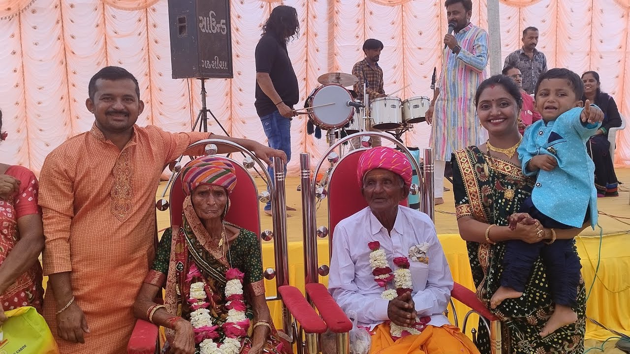 Achanak se Dada-Dadi ke liye rakh diya function aur ye sab huaa 🙄🤩 ...