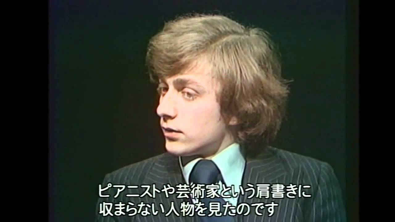 Young Krystian Zimerman - YouTube