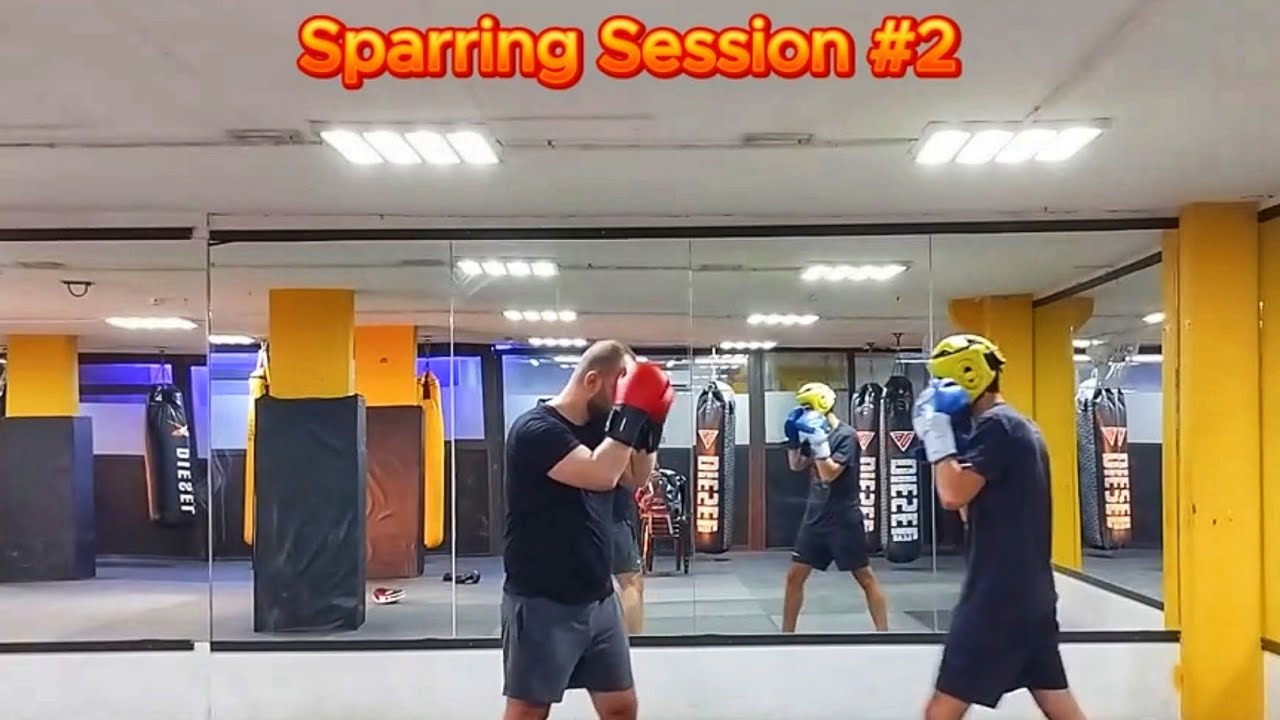 Beginner Sparring Session! 🔥🥊 - YouTube
