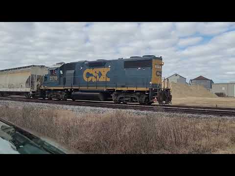 Switch hit! *Csx Switching* Subscribe #csx #trainspotting #freight #railway #train #railfan # ...