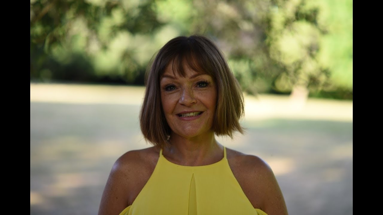 Debbie Tarrier - Actor Showreel - YouTube