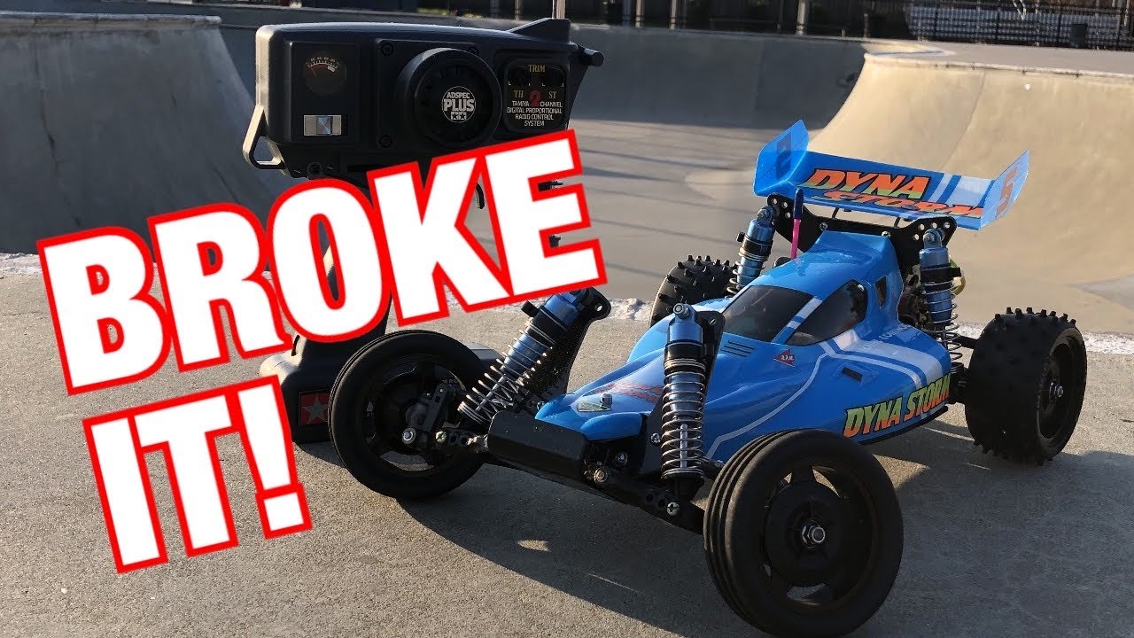 e98: VINTAGE TAMIYA DYNA STORM RUNNING AT THE SKATEPARK - YouTube