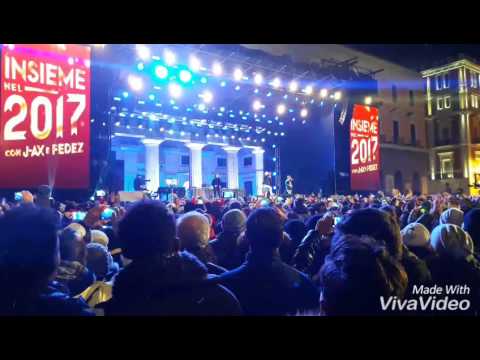 Happy New year in Italy Bari city 2017 - YouTube
