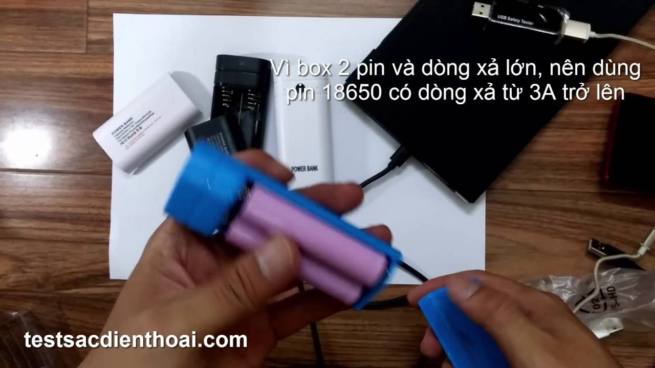 Box sạc lắp 2 cell pin 18650 5V/2.5A - YouTube