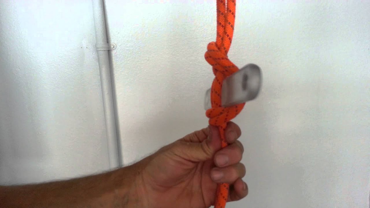 DOWN Stone knot tied correctly showing how it releases easily. (06 ...