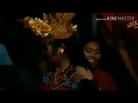 Joget pilihan,,  sexy,, 2019 saat shot ke Bali,,,