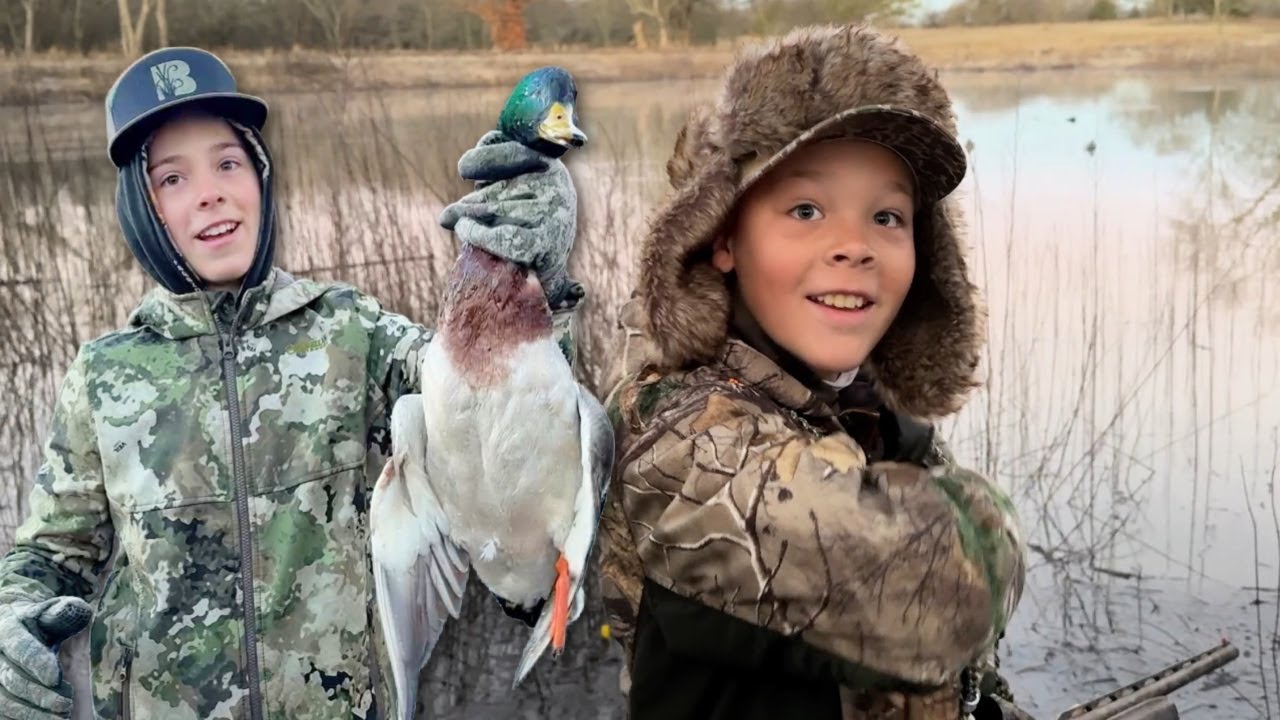 Our Last Duck Hunt of the Season! - YouTube