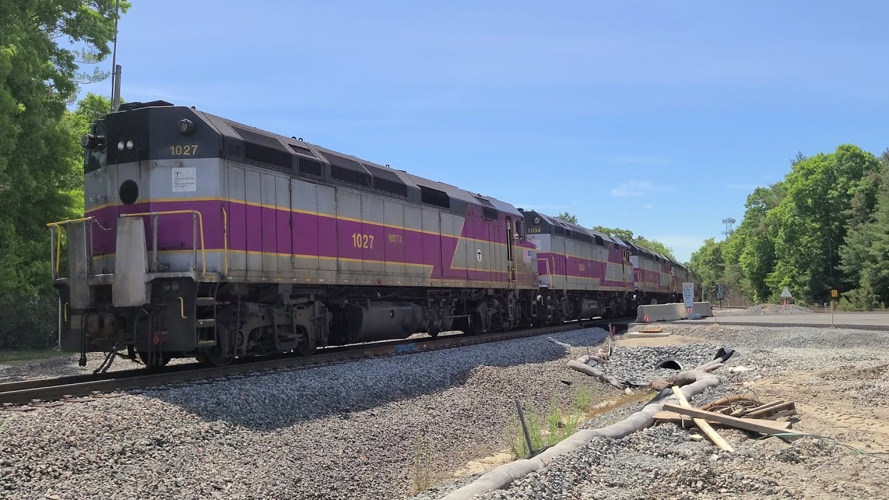 Mbta F40ph-2c's on Middleboro extra! 6/5/22 - YouTube