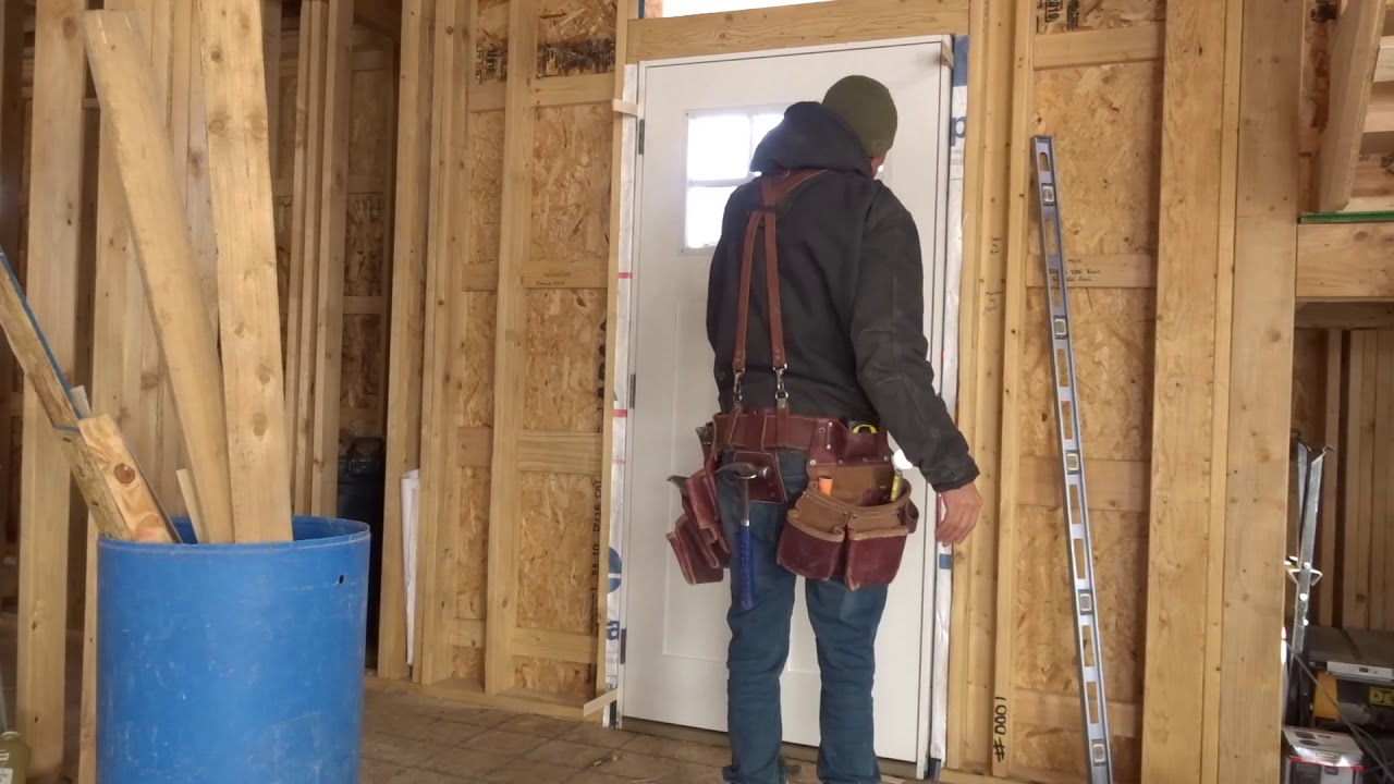 How to set a door/ Tips on setting a door like a boss - YouTube