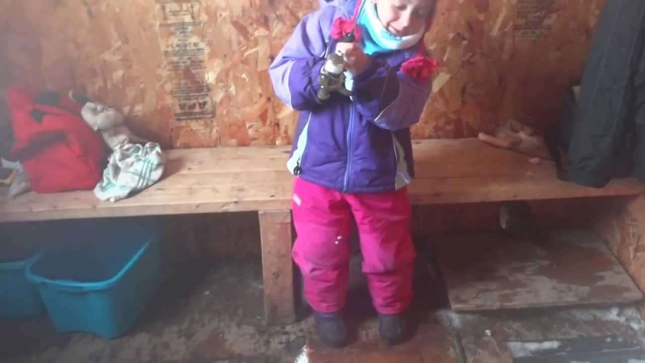 Ice Fishing de truchas - Naty 2014 - YouTube
