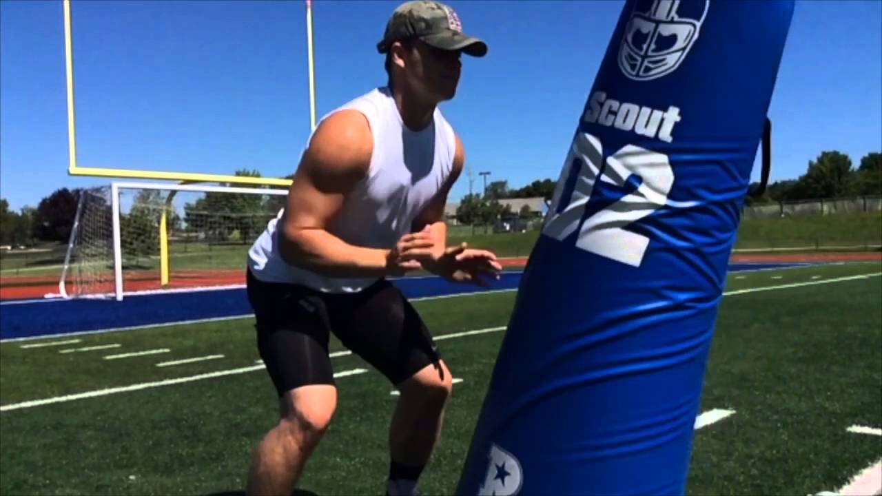 Running Back Pass Protection- RunIt Performance - YouTube