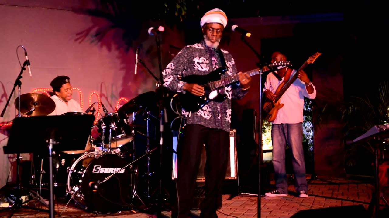 Steve Golding - Glass House/Equal Rights - YouTube