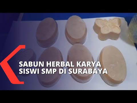 Siswi SMP di Surabaya Buat Sabun Mandi Herbal dari Lerak dan Porang