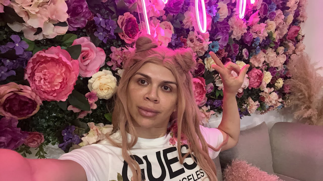 Trixy Star - vamos a platicar y a cenar - YouTube