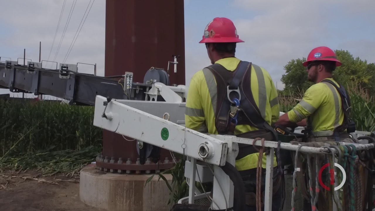 Elliott E160 Aerial Device - YouTube