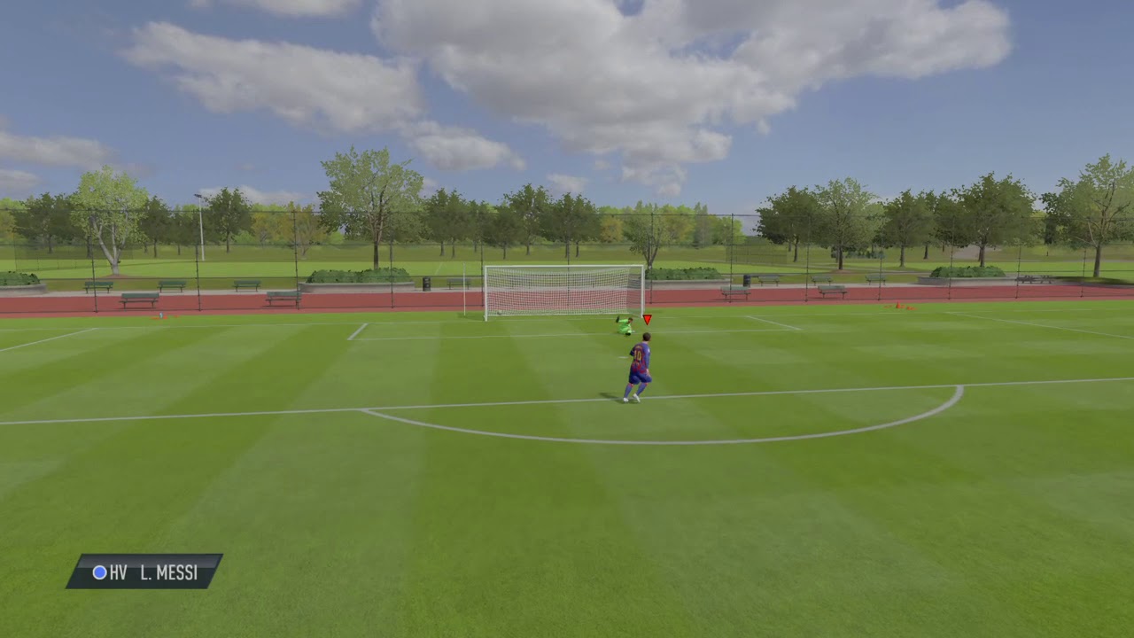 FIFA 20 Messi vs Alisson - YouTube