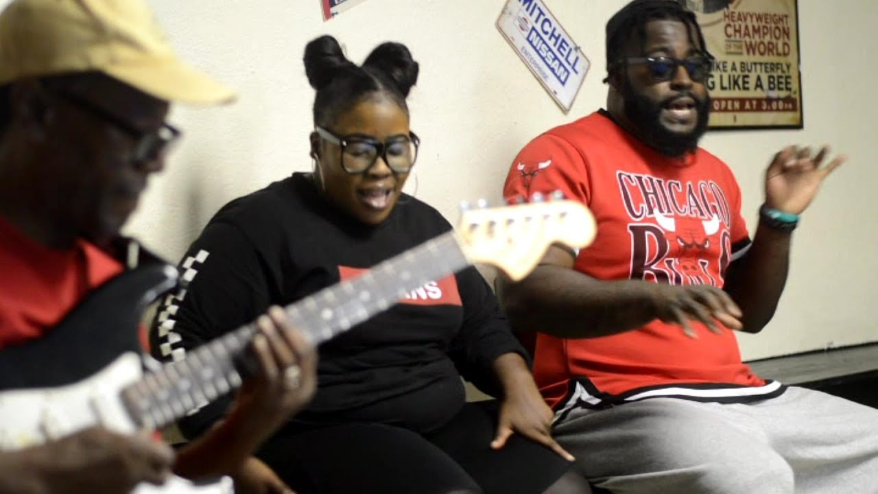 Live Sessions: Jawja Boi Roy /w/ Britiska Soul - YouTube