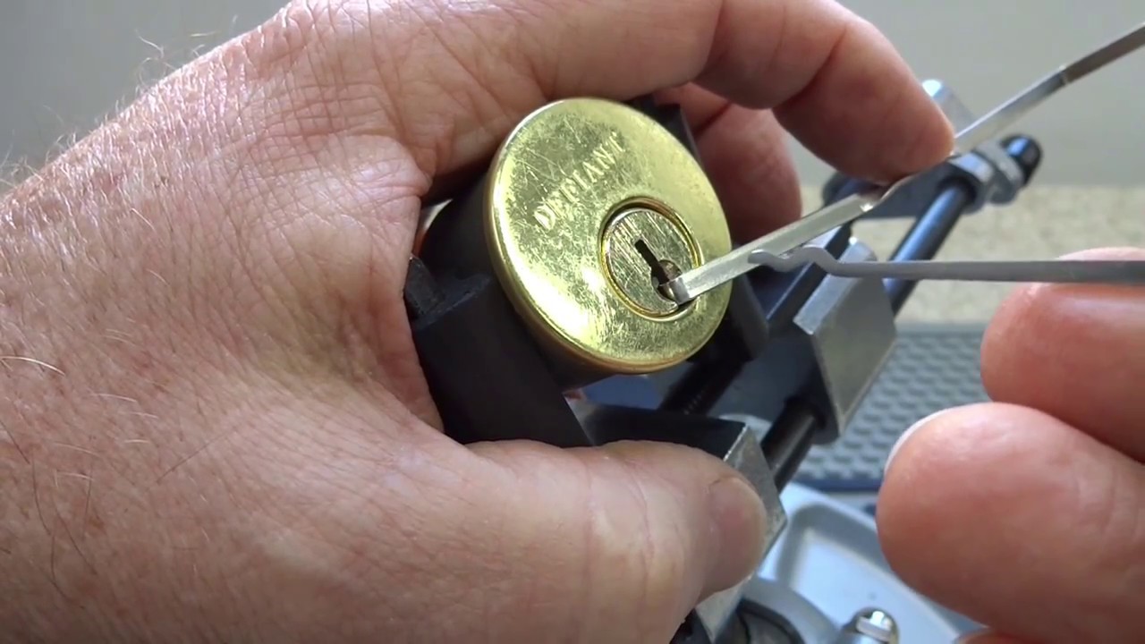 SouthOrd Snake Rake SLS-13 - YouTube