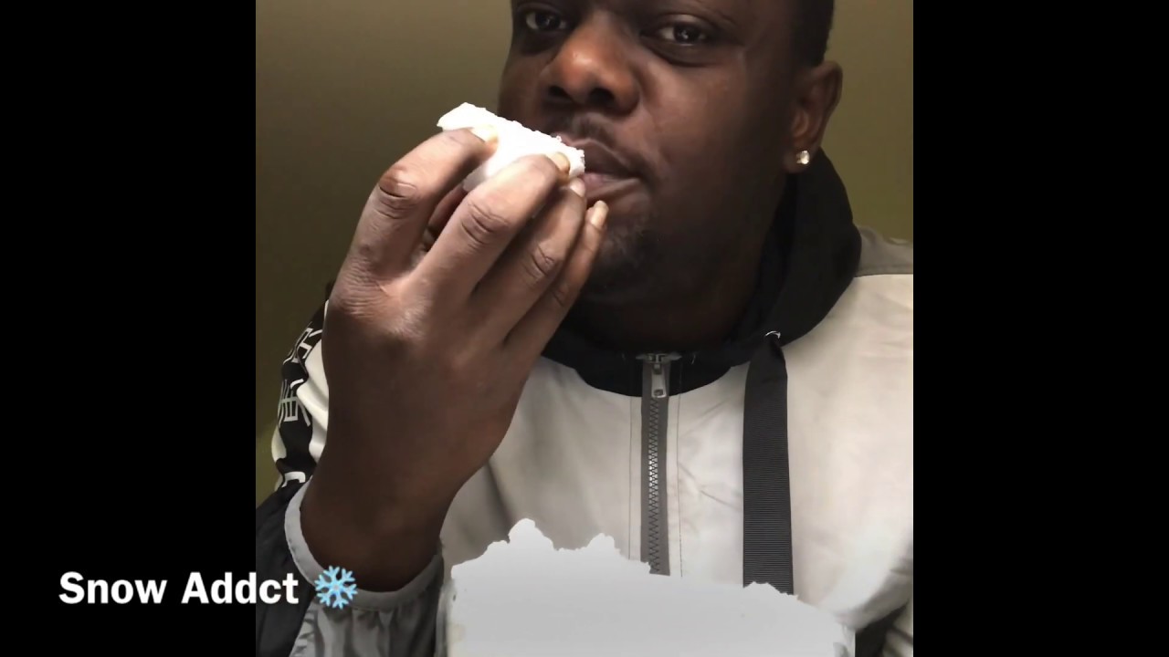 Eating real Snow!!! Super Tasty ☃️☃️ - YouTube