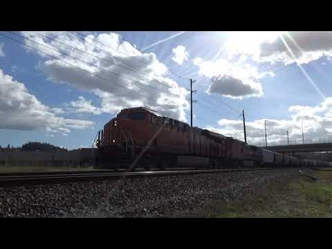(Northbound) BNSF Grain Train passes through CP Sumner. - YouTube