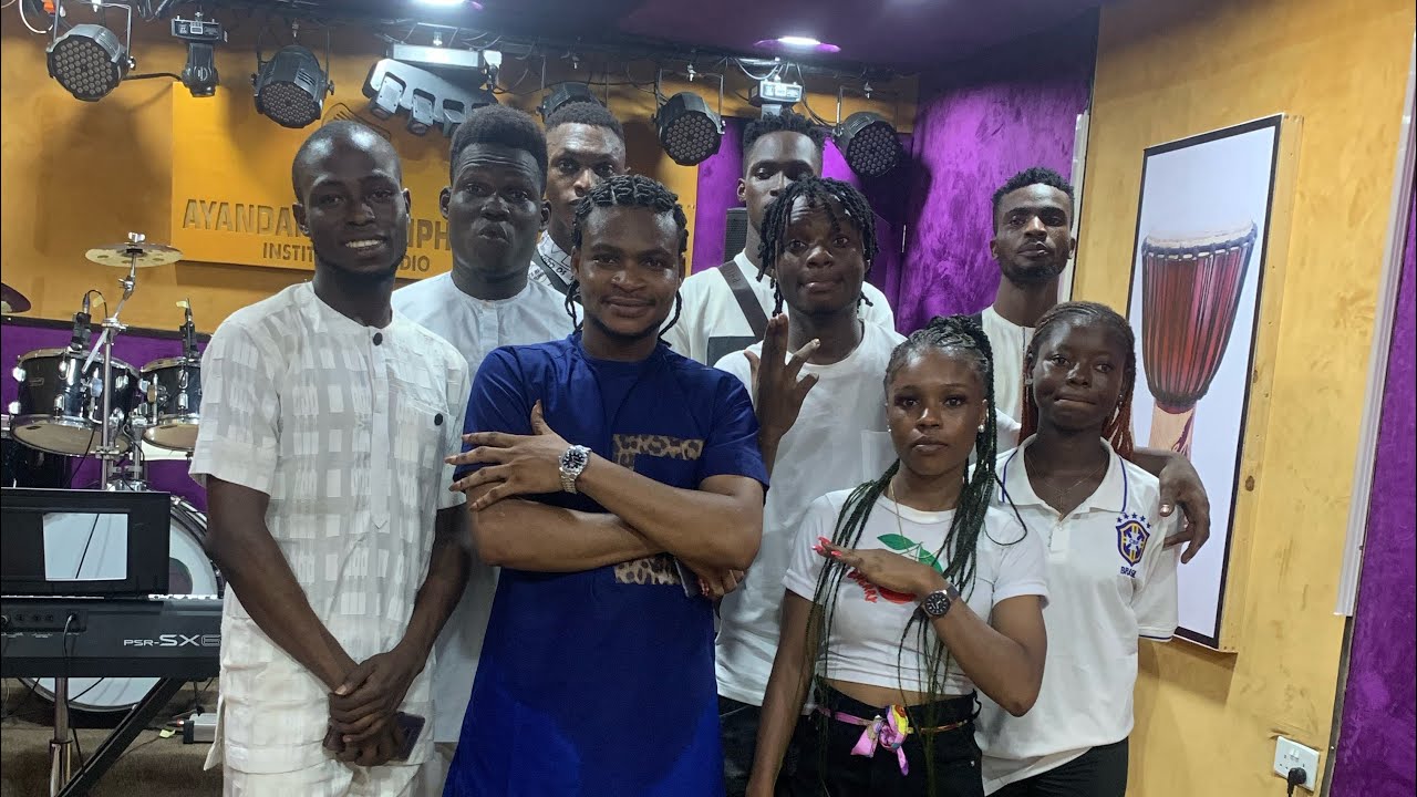 Isaiah famous star @God of infinity online concert with his crew enjoy ...