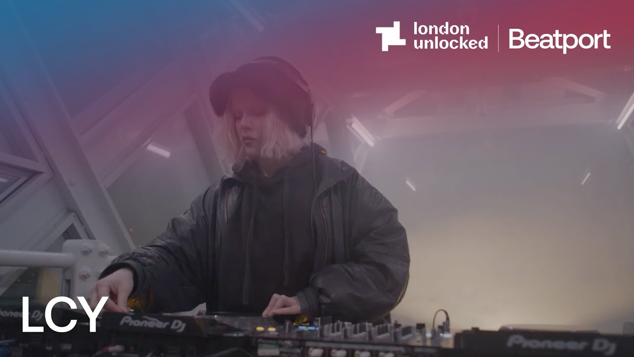 LCY at Tower Bridge | Fabric: London Unlocked | @beatport Live - YouTube