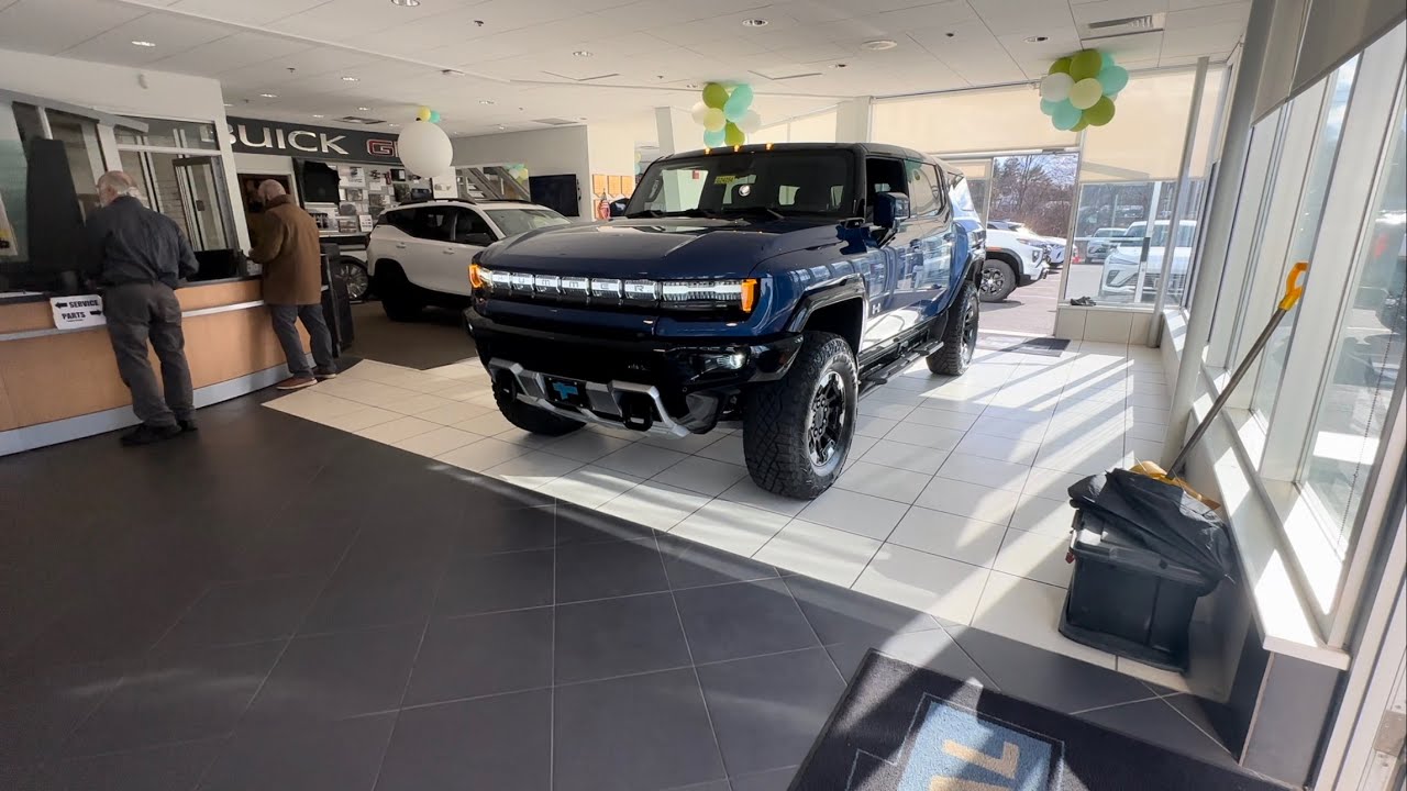 First look of this Beautiful GMC Hummer ev suv 2x 2024 supernova ...