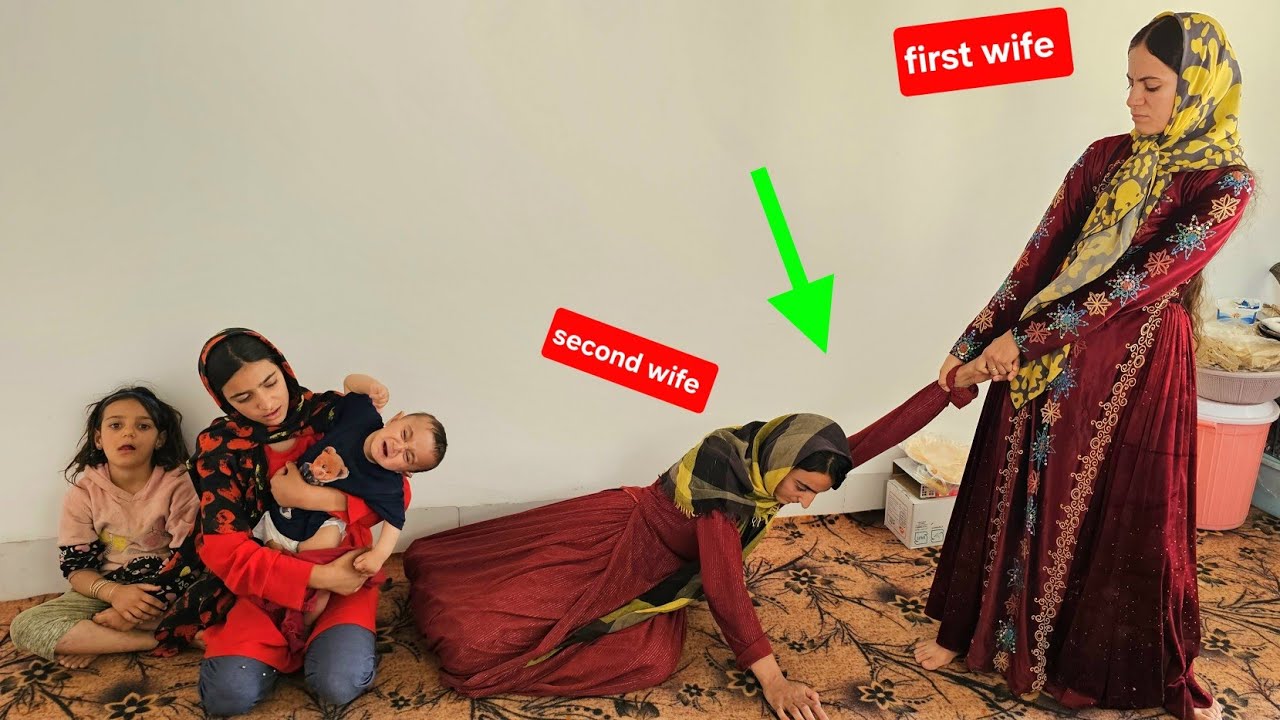 The tension between the spouses Zahra and Azar war for Ruhollah ...