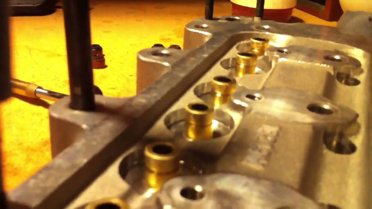 Cylinder head arithmetic for our race engine - YouTube