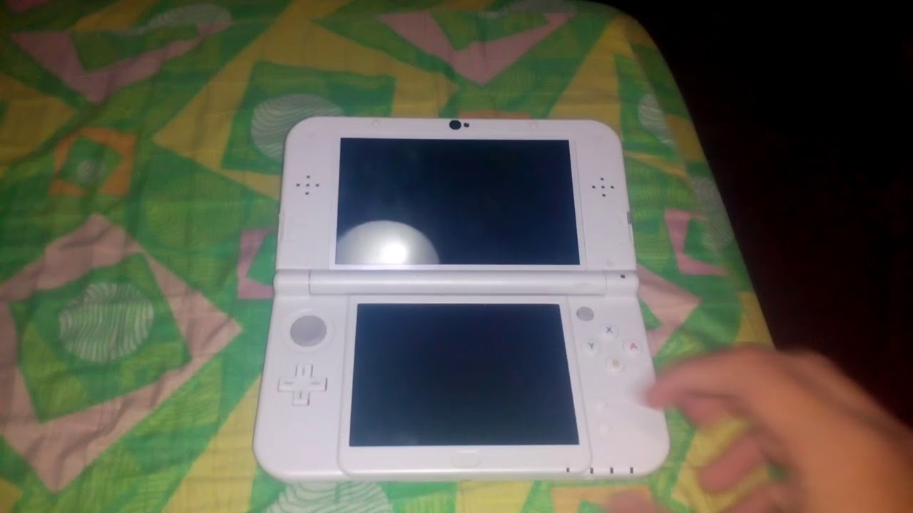 Help my 3ds can't power on LED light turns on and powers off - YouTube