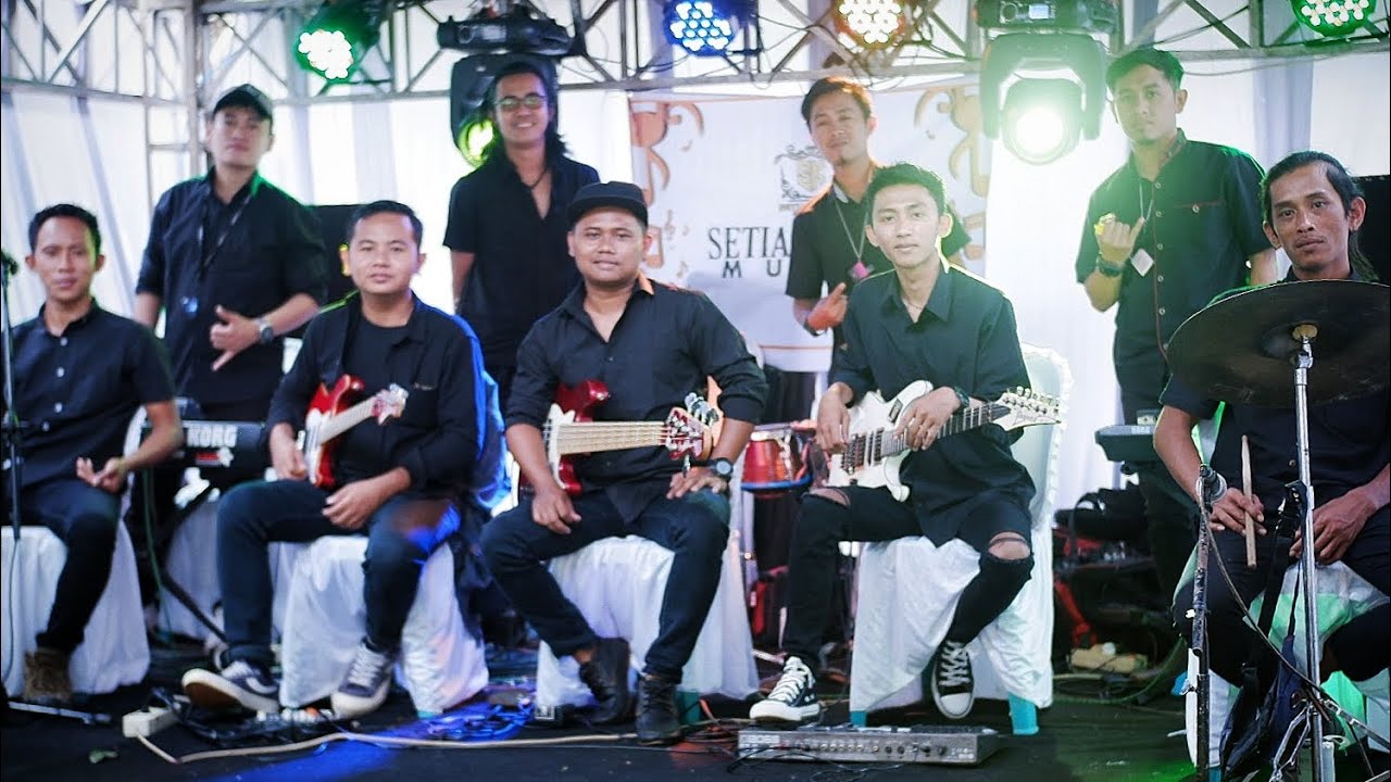 TITIP CINTAKU _Cover SETIA KAWAN Entertainment.Vocal Lely A - YouTube