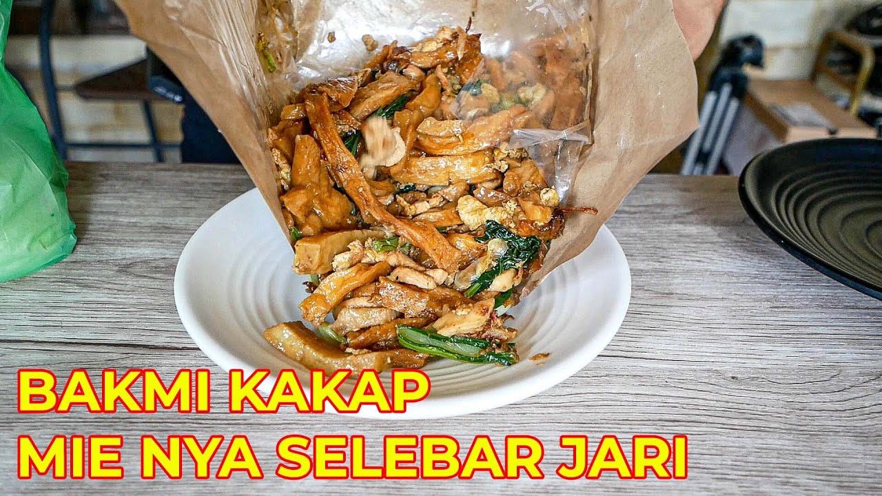 INI BAKMI LEBAR BANGET SAMPAI KIRAIN DAGING SAPI || BAKMI KAKAP - YouTube
