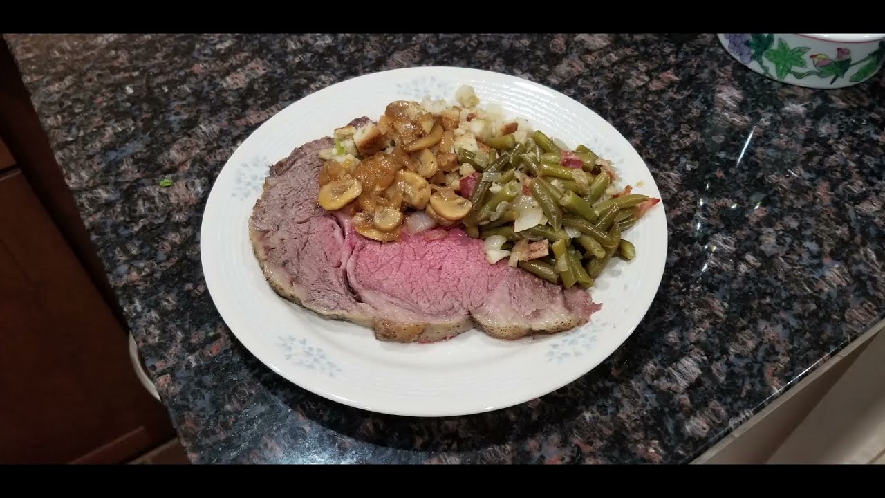 Bill's Holiday Prime Rib Dinner! - YouTube