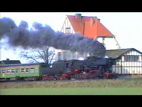 Dampflok 52 8134-0 mit planmäßigen Nahverkehrszügen in der Altmark ...