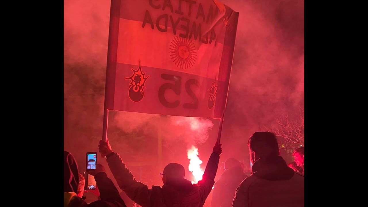 Λατρεία και… πόρωση για τον Ματίας και τα παιδιά του στις Σέρρες! - YouTube