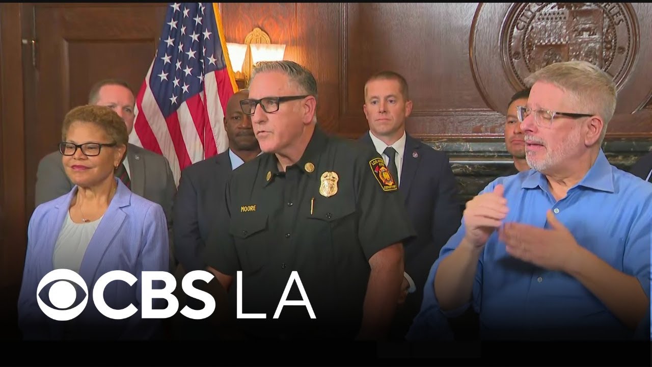 Mayor Karen Bass appoints Deputy Chief Jaime Moore as new LAFD chief ...
