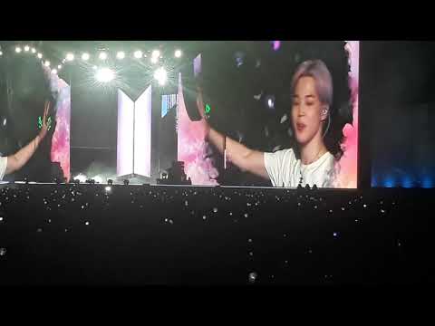 BTS - Love Myself (Love Yourself Tour in Singapore)