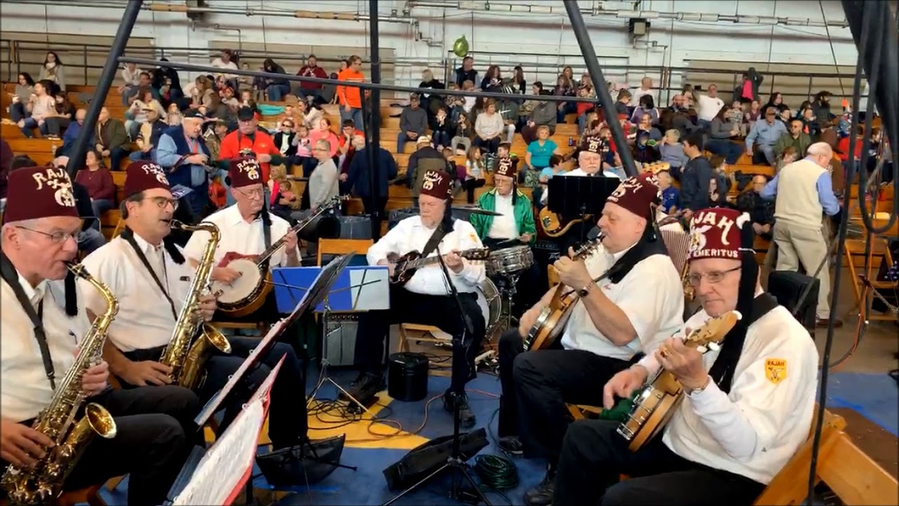 Rajah Shrine String Band 2019 Circus - YouTube