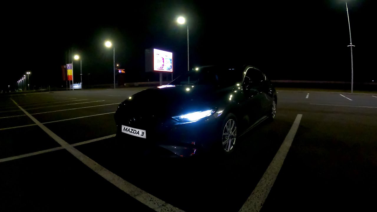 Mazda 3 BP 2021 eSkyactiv-X Matrix LED Lights in action Night time POV ...