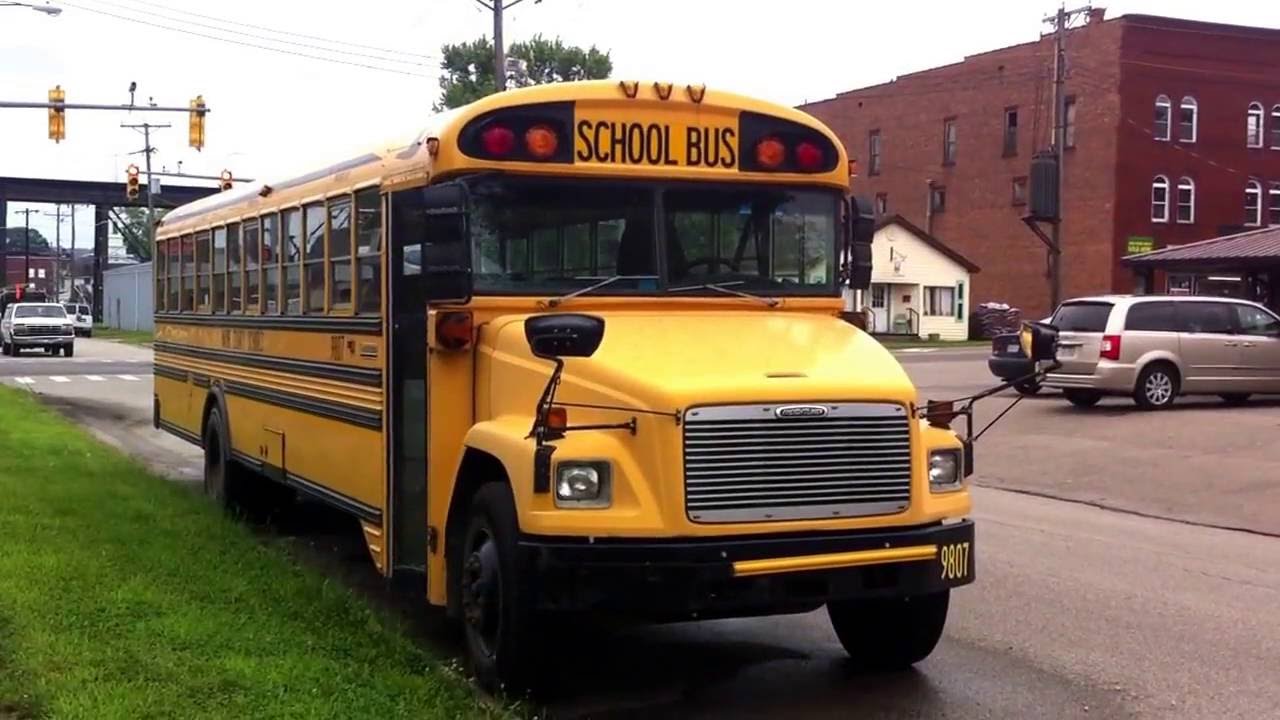 1999 Blue Bird FS-65 Walk Around (Wayne County, WV bus 9807) - YouTube