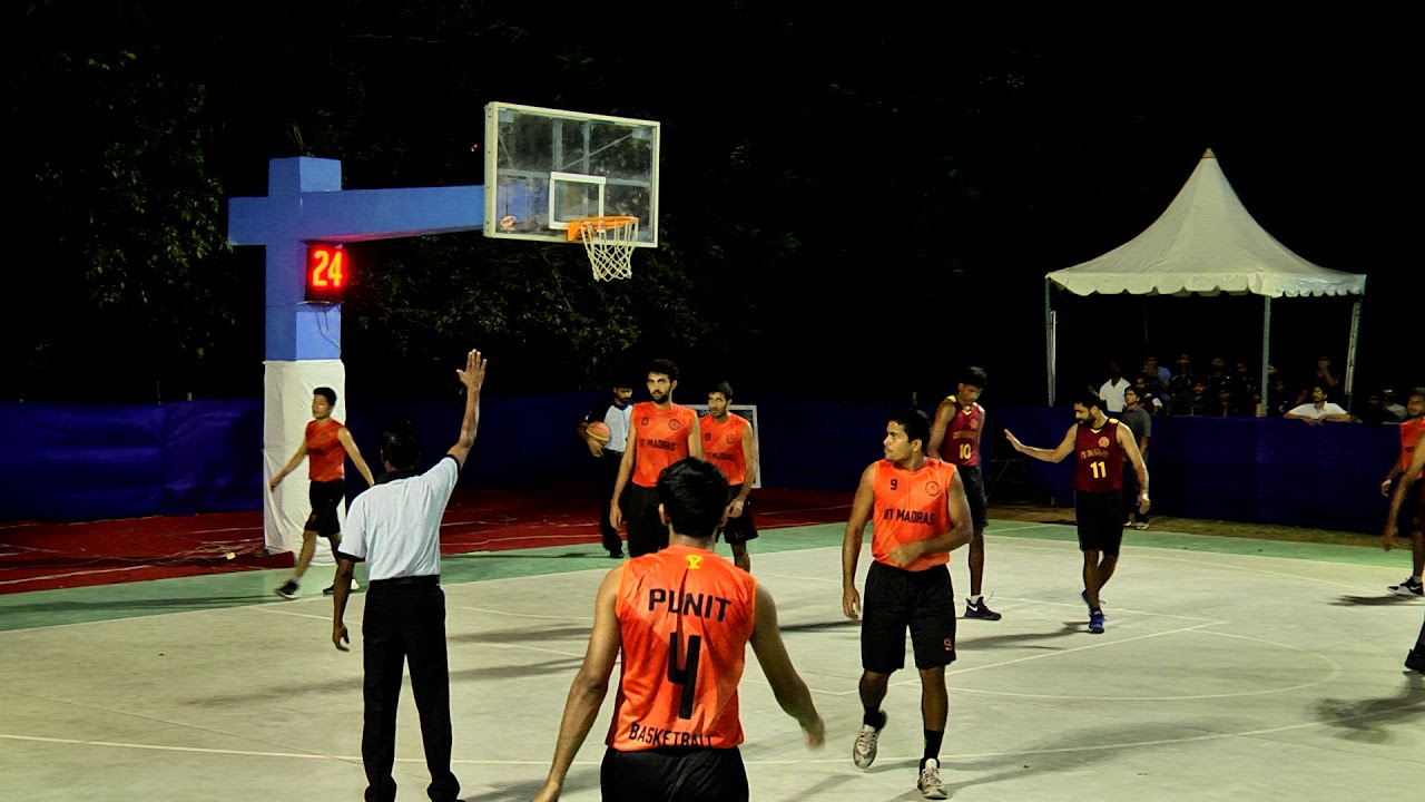 52nd INTER IIT SPORTS MEET 2017 BASKETBALL SEMIS IITB vs IITM part 2 ...