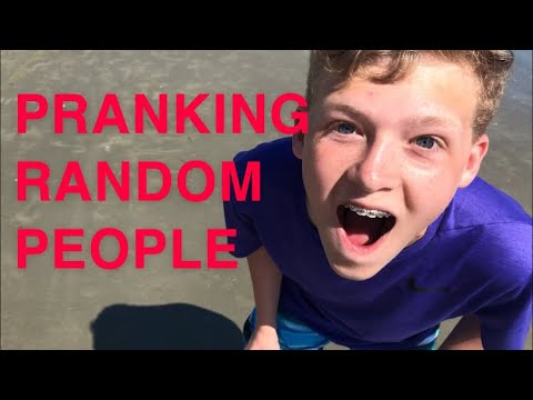 Pranking random people at the beach - YouTube
