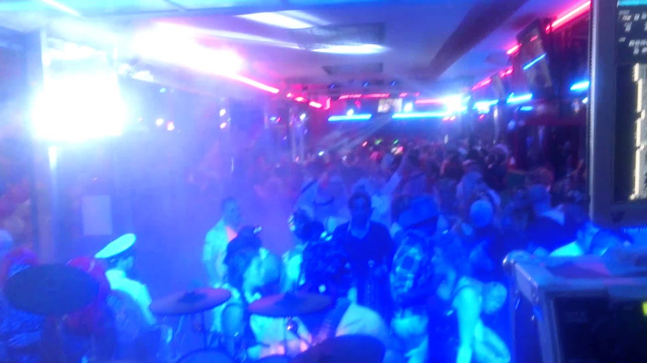 Fancy Dress 2014 Broadway Cabaret benidorm - YouTube