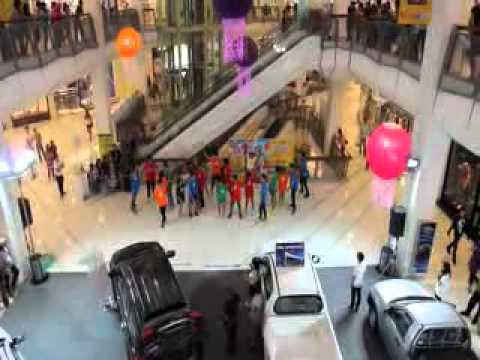 Lenovo Are You Lenovo Thailand bangkok flash mob@Central KonKaen.flv
