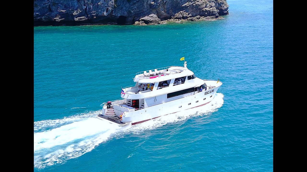 "Escape" boat overview - YouTube