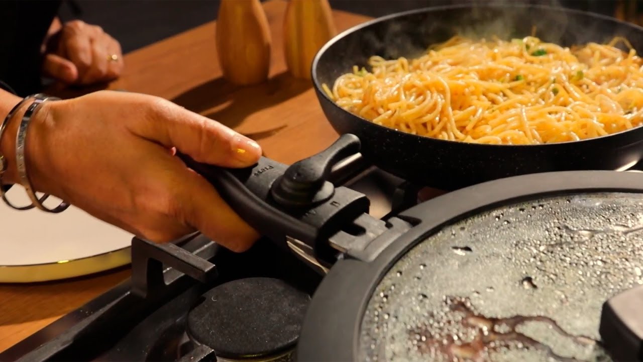 Taç Easy Connect 8 Parça Tencere Seti Siyah - YouTube