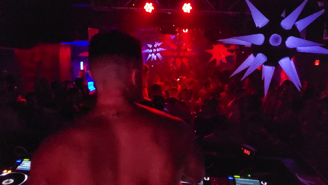 04/14/2019 - DJ Dan Slater up close at Soundcheck for Cherry DC - YouTube