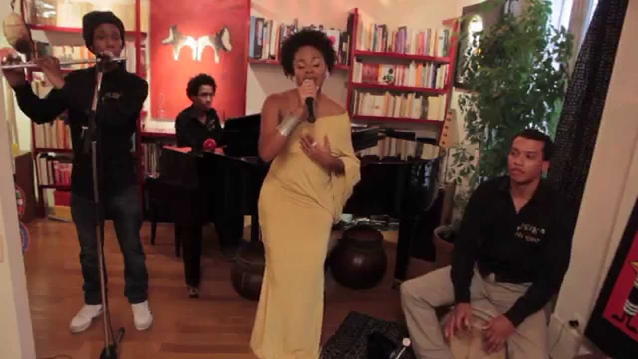 "Emotion an partaj" de Gloriah Bonheur avec Mizik an Chay' - YouTube