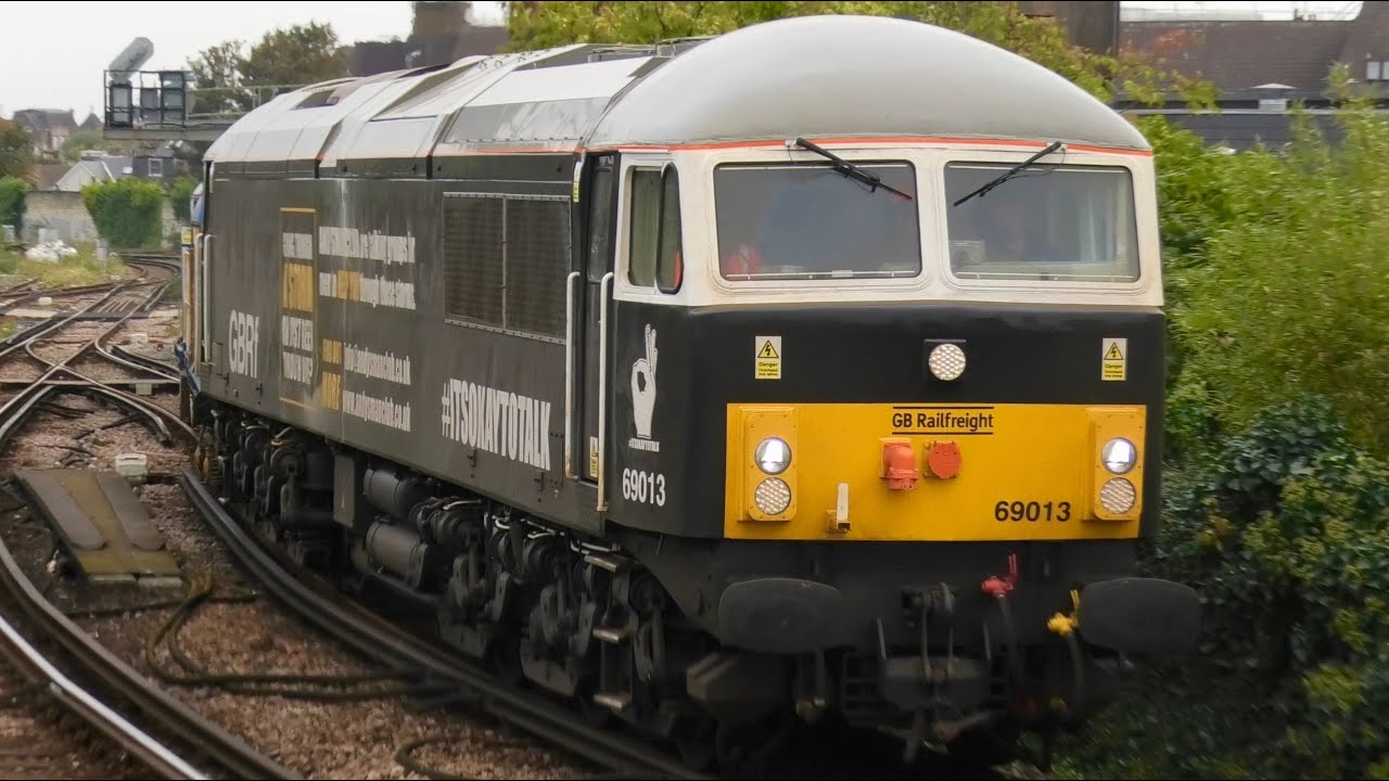 GBRf Class 69s - 69013 'Andy's Man Club' & 69016 'British Transport ...